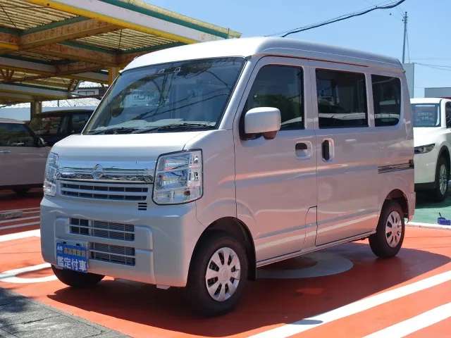 エブリイバンのOEM NV100クリッパーGX 4WD AT スズキ 届出済未使用車は静岡県 松下モータース 仕事に趣味に最適！ [NO:13255]